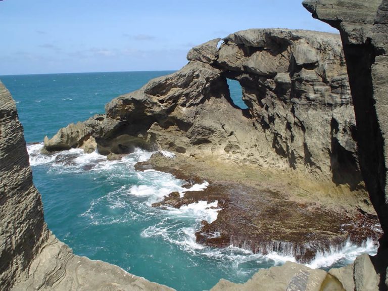 Top 5 Most Amazing Caves and Caverns in Puerto Rico