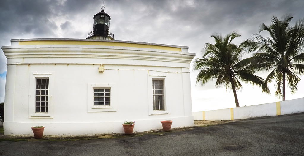 Punta Tuna Lighthouse in Maunabo